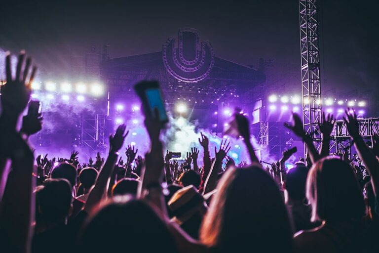 How to Remix a Song in 12 Easy Steps Like A Pro!